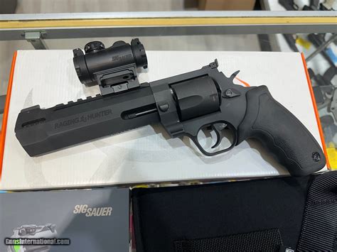 Taurus Raging Hunter 454 Casull