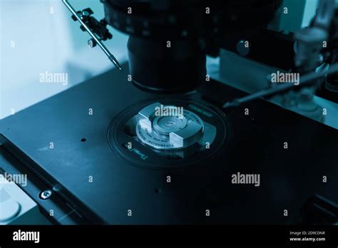 Microscope Of Reproductive Medicine Clinic Fertilizing Egg Outside Female Body Stock Photo Alamy