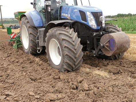 Frontpacker Mit Weniger Arbeitsgängen Zu Einem Besseren Saatbett Güttler Gmbh