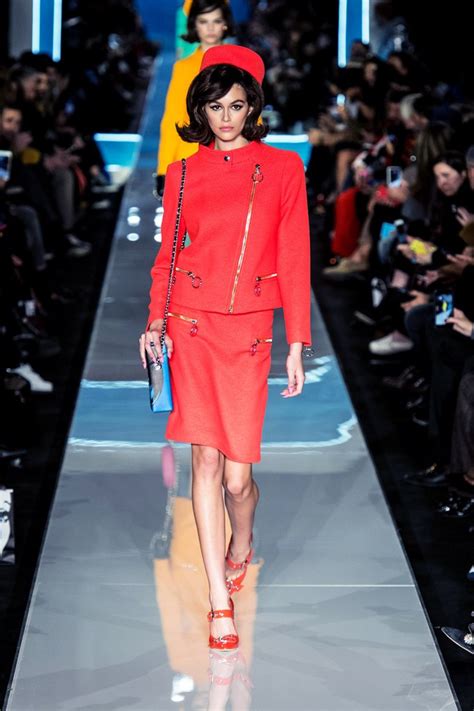 Kaia Gerber On Runway Photos Of Her Modeling Hollywood Life