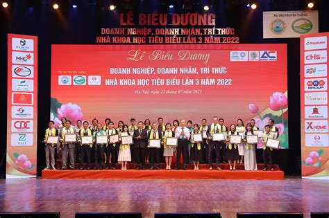 Top doanh nghiệp được vinh danh tại Vietnam Award