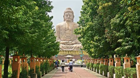 Indias Largest Buddha Statue Is Drawing Global Tourists Heres What