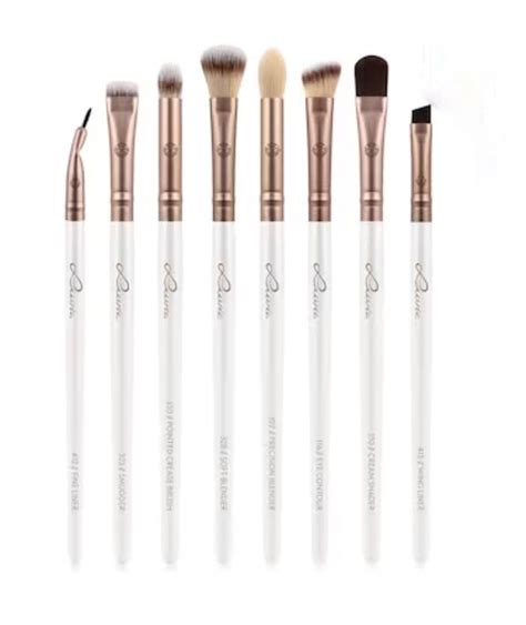 Make Up Tips 40 Anouska Wink