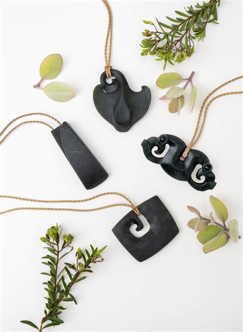 Pounamu Pekapeka The Poi Room Ltd