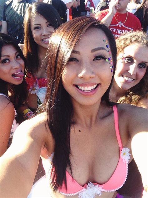 Love Her Tits R Nextdoorasians