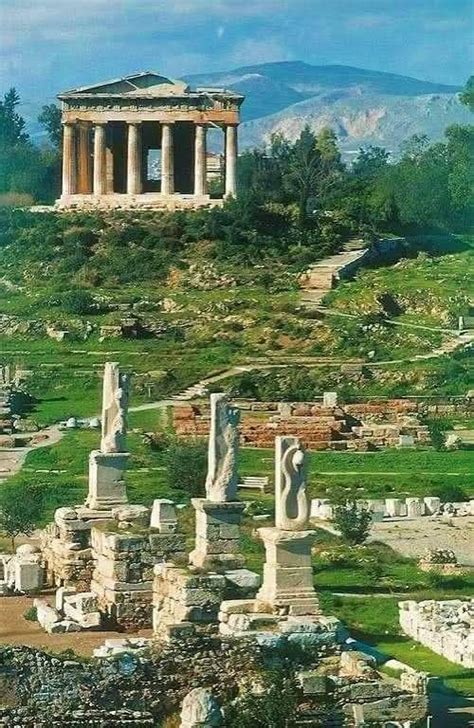 토탈 헤파이스토스 신전은 그리스 아테네에서 가장 잘 보존된 고대 기념물 중 하나로 고대 도시의 정치 상업 중심지인 아고라에 위치해 있습니다 기원전 449년경에 지어진