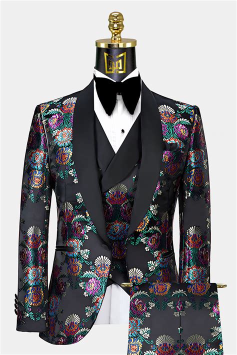 8 Best Champagne Wedding Colors And Themes Gentlemans Guru