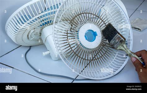Close Up Of A Broken Fan Stock Photo Alamy