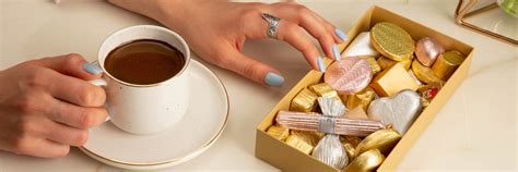 LEE DELUXE CHOCOLATES | Шоколадные конфеты и наборы "LEE Deluxe ...