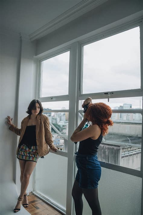 Ebonylegsspreadwideopen Photos Download The Best Free Ebonylegs