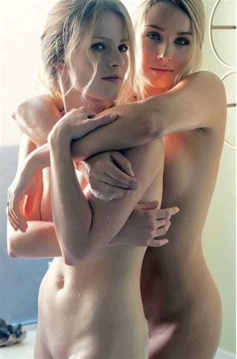 Keotanese Bffs Pin 65761653