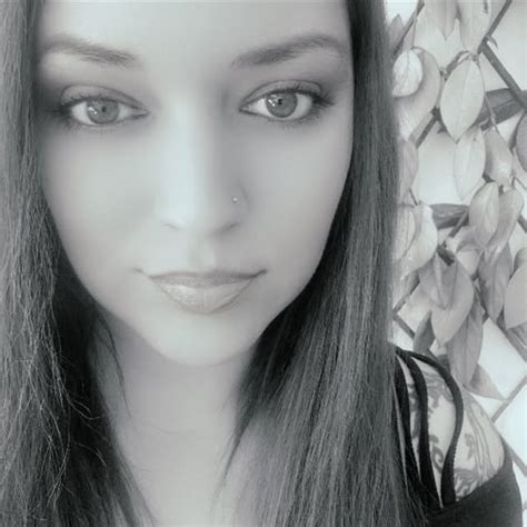 Lila Papa Rose 30filia • Threads Say More