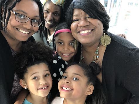 Lilada Gees Personal Website