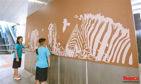 ຄົ້ນ ພົບ ຮູບ ແບບ ທີ່ ເປັນ ເອ ກະ ລັກ ຢູ່ ແຕ່ ລະ ສະ ຖາ ນີ ລົດ ໄຟ ໃຕ້ ດິນ Nhon Vietnam Vn