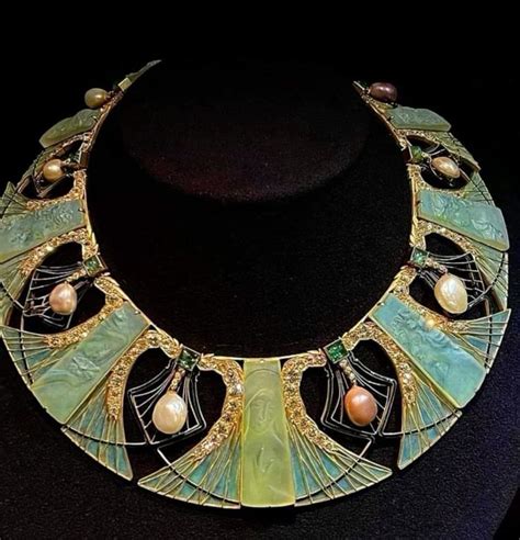 Rene Lalique Necklace Glass Plique á Jour Enamel Emeralds