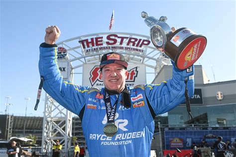 Tony Stewart Eyes Nhra History At American Rebel Light Nhra 4 Wide