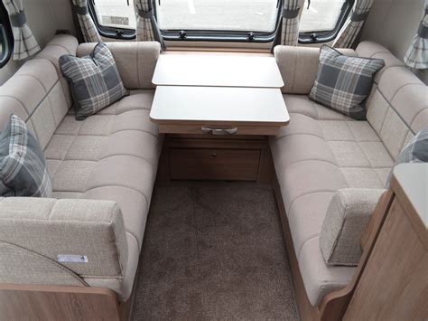 Compass Capiro 574 Practical Caravan