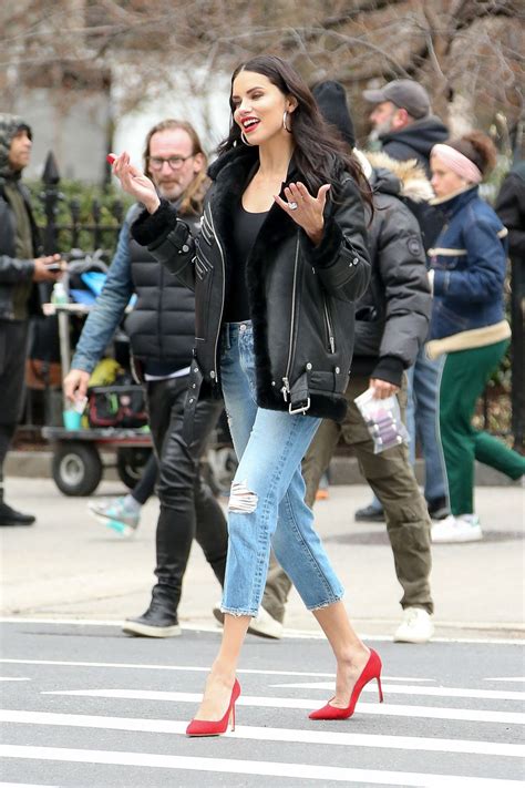 Adriana Lima Maybelline Commercial Set In New York City 04172018 • Celebmafia