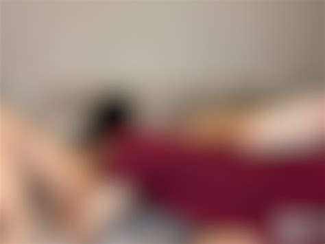 My Girlfriend Failed Trying To Keep Reading While I Was Fingering Her