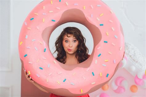 57000 Sexy Donut Pictures