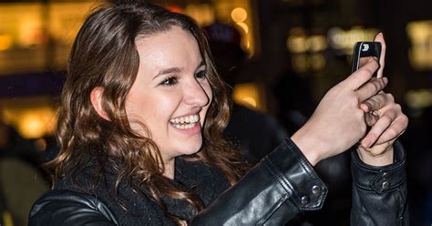 Chica Bonita Pillada En Ropa Interior Voyeur En La Calle