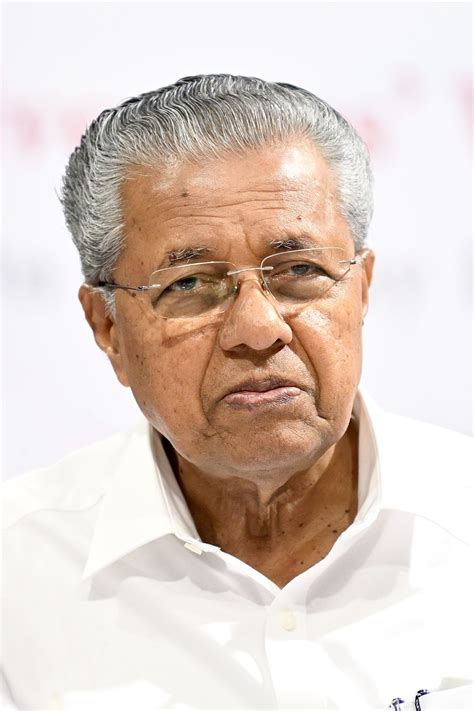 Pinarayi Vijayan Photos Hd Latest Images Pictures Stills Of Pinarayi Vijayan Oneindia Artofit