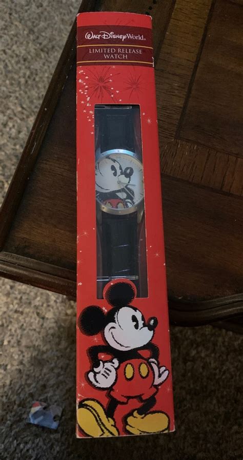 Nib Vintage Limited Edition Mickey Mouse Watch Gem