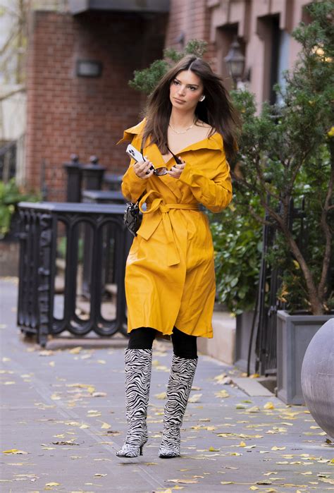 Del look veraniego de Rihanna a la explosión de color de Harry Styles celebrities en un click
