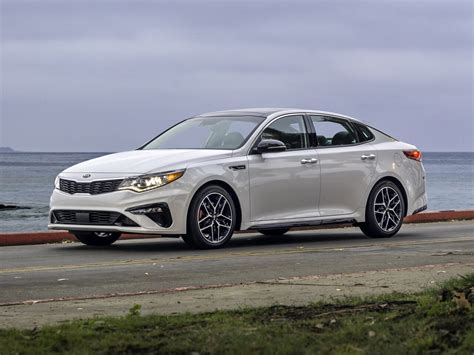 Kia Optima - технические характеристики, модельный ряд, комплектации ...