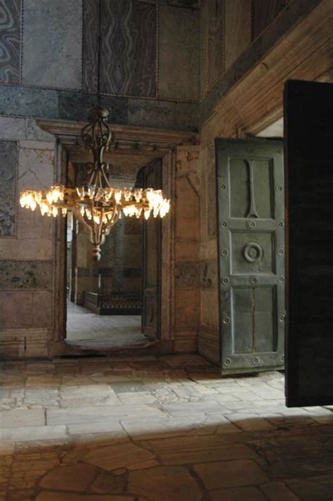 ΙΣΤΟΡΙΑ ΕΛΛΗΝΙΚΗ ΚΑΙ ΠΑΓΚΟΣΜΙΑ Η ΑΓΙΑ ΣΟΦΙΑ Ο ΝΑΟΣ ΤΗΣ ΥΠΑΤΗΣ ΣΟΦΙΑΣ ΤΟΥ ΘΕΟΥ ΜΕΡΟΣ Β