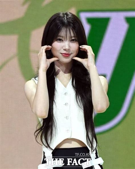 아일릿 모카 손가락 부상보호대 착용·안무 최소화