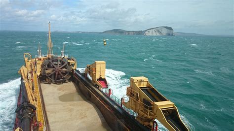 📖 new ices publication on marine aggregate extraction in the context