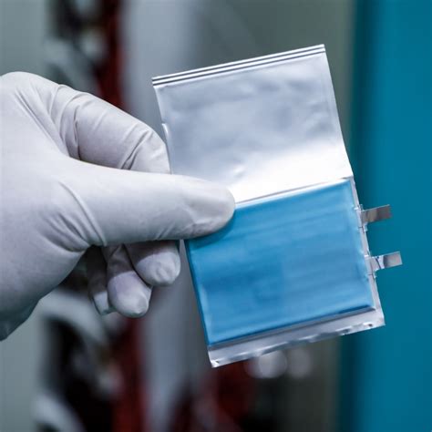 Chinese Scientists Produce A Powerful Winter Proof Lithium Battery