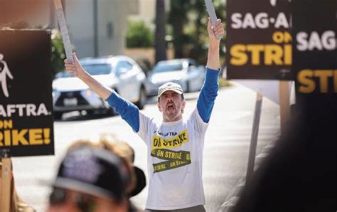 Актори Голлівуду припинили страйк Збруч