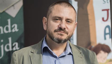 Светионик Измицање столице Журнал