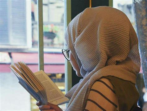 Veshja E Shamisë Myslimane Në Shkolla Një Pikëpamje Liberale Ekonomia Islame