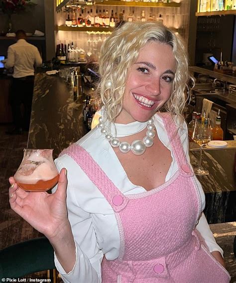 Pixie Lott Slips Into A Quirky All In One Purple Jumpsuit For Her Apres