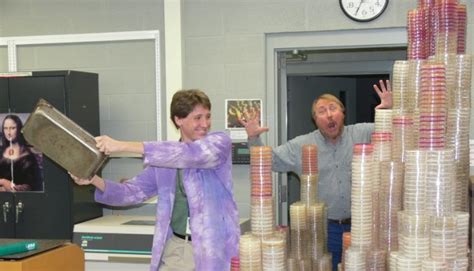 Long Term Evolution Experiment Featured In Plos Biology