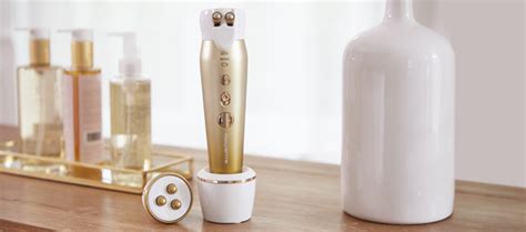 Lift Contour Massager | My Beauty Routine by Rowenta