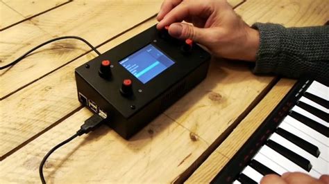A Fully Open Source Raspberry Pi Synthesizer Musica