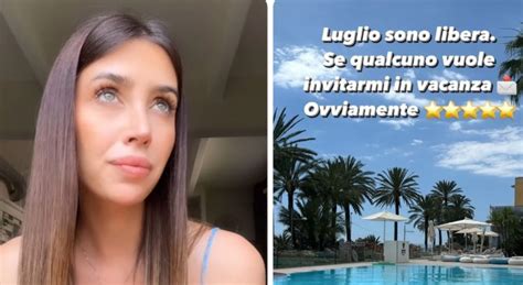 Linfluencer Michelle Comi Cerca Un Uomo Che La Porti In Vacanza