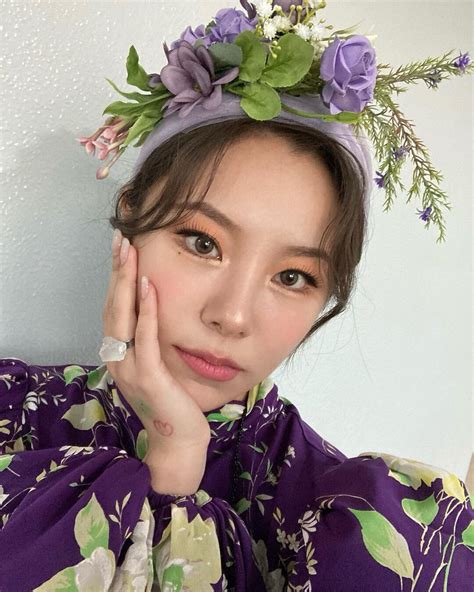 220429 Whee In Staff Instagram Update Kpopping