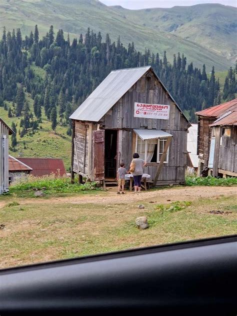 ”ბახმაროში ასეთ საქათმეში გახსნილ სამედიცინო პუნქტს ლიცენზია აქვს ესაა გურიის და ბახმაროს