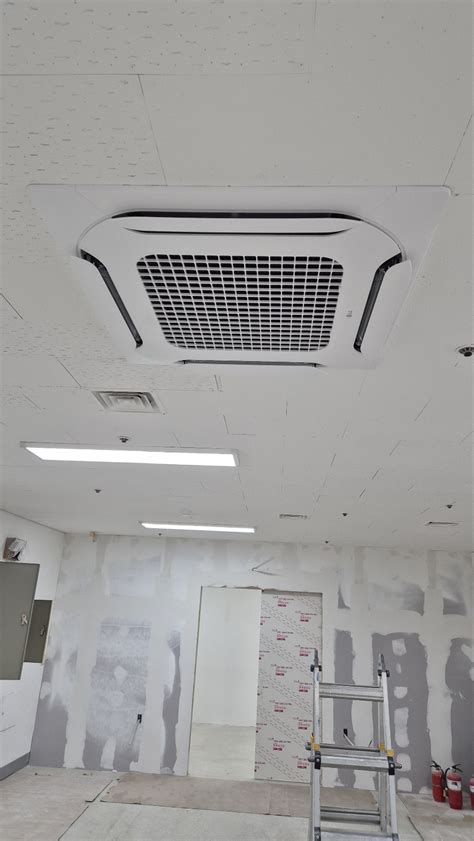성남시 상업공간 내 Lg 천장형 냉난방기 6대 설치 [ Lg 4way 40평형 31평형 1way 10평 ] 냉·난방기 시스템 에어컨 전문 주 아이티글로벌