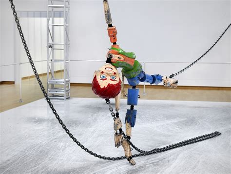 ‘colored Sculpture Jordan Wolfson In Stedelijk Museum Oost Aleppo