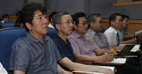 대입 제도 개편 어렵지만 공론화 통해