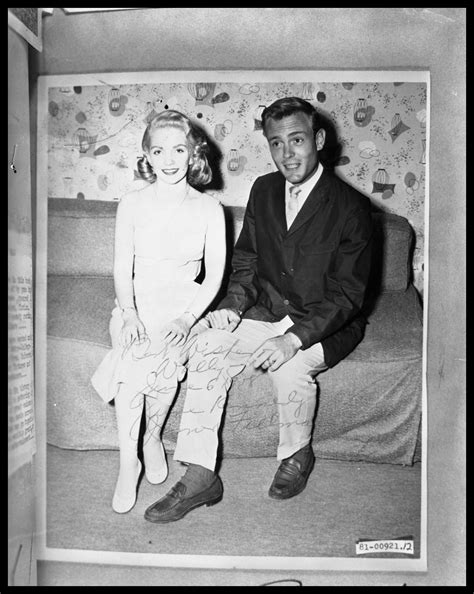 Actor And Actress On Couch The Portal To Texas History