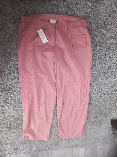 Нові штани — ціна 150 грн у каталозі Брюки Купити жіночі речі за доступною ціною на Шафі