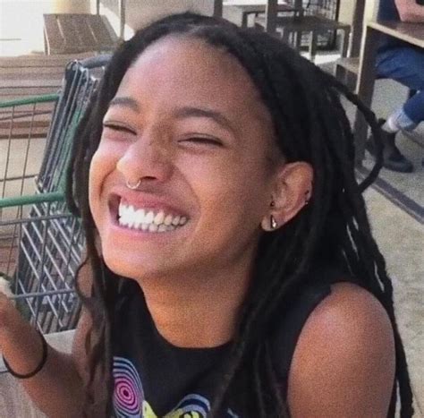 Willow Smith Teeth