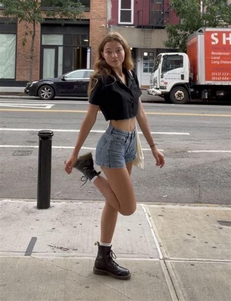 Flattering Outfit Ideas For Curvy Figures Ideias Fashion Looks